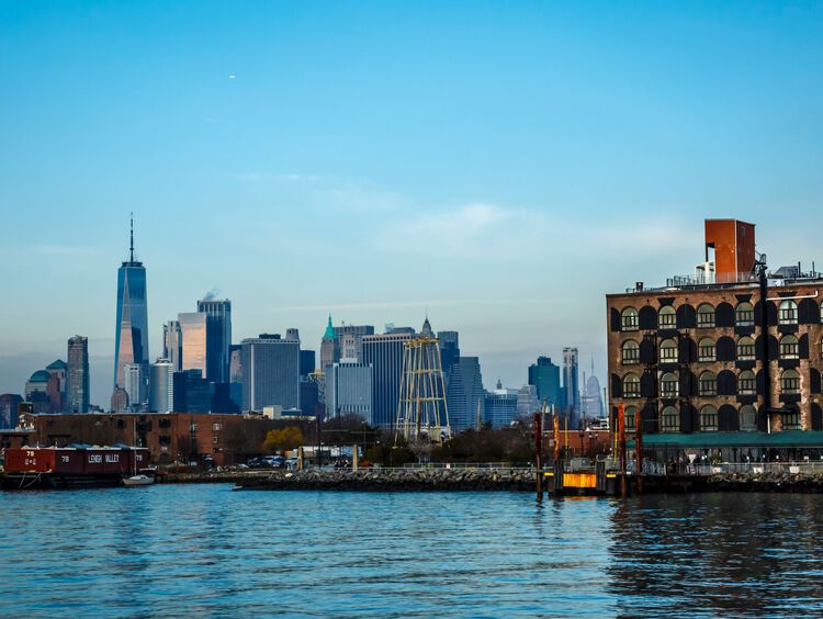 Movies, TV shows, and literature that feature Red Hook